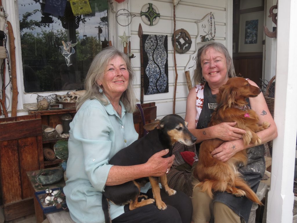 Artists bring individual approaches to exhibition | The News