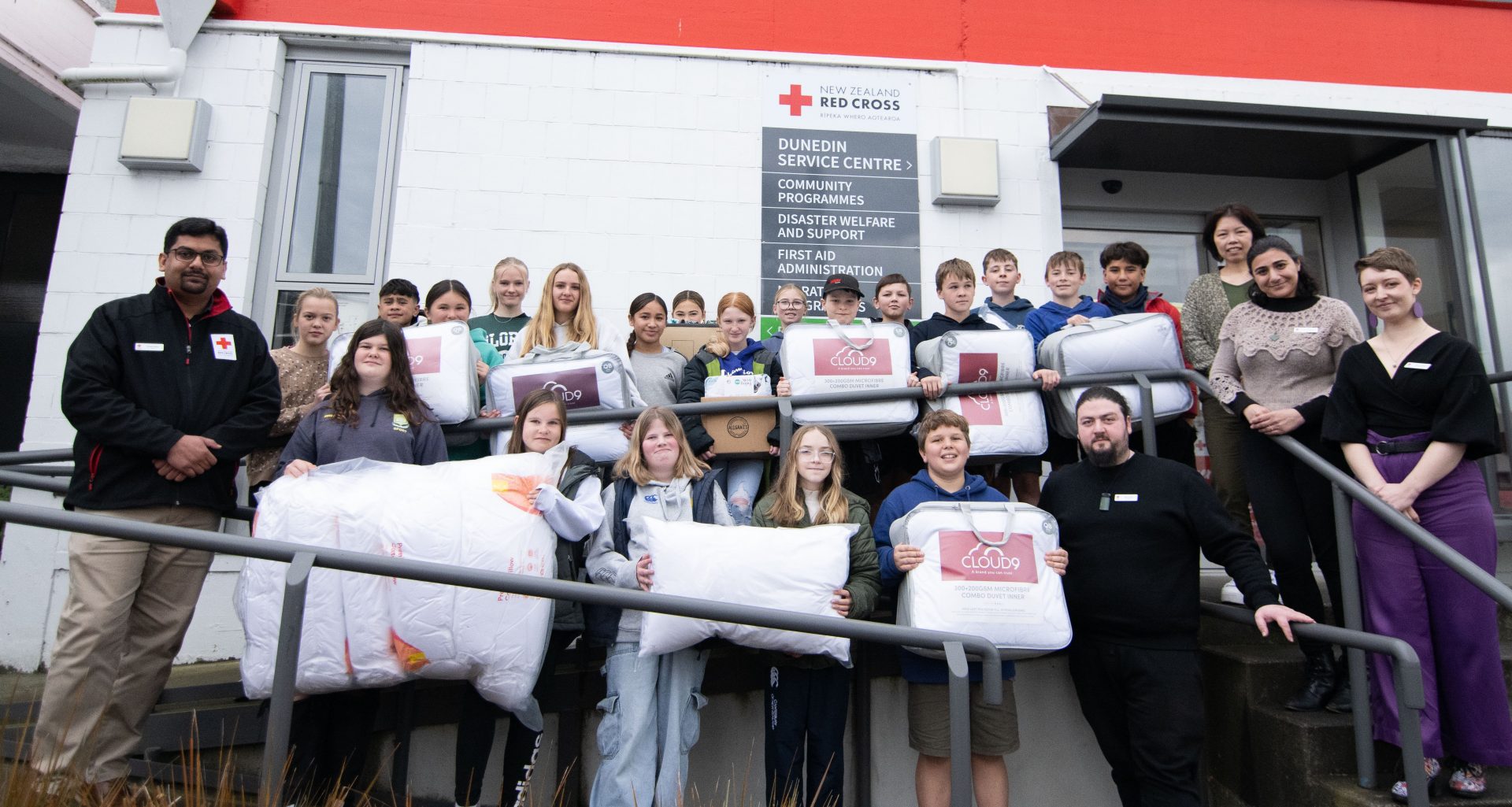 ‘Young heroes’ raise $2K to aid Dunedin refugees | The News