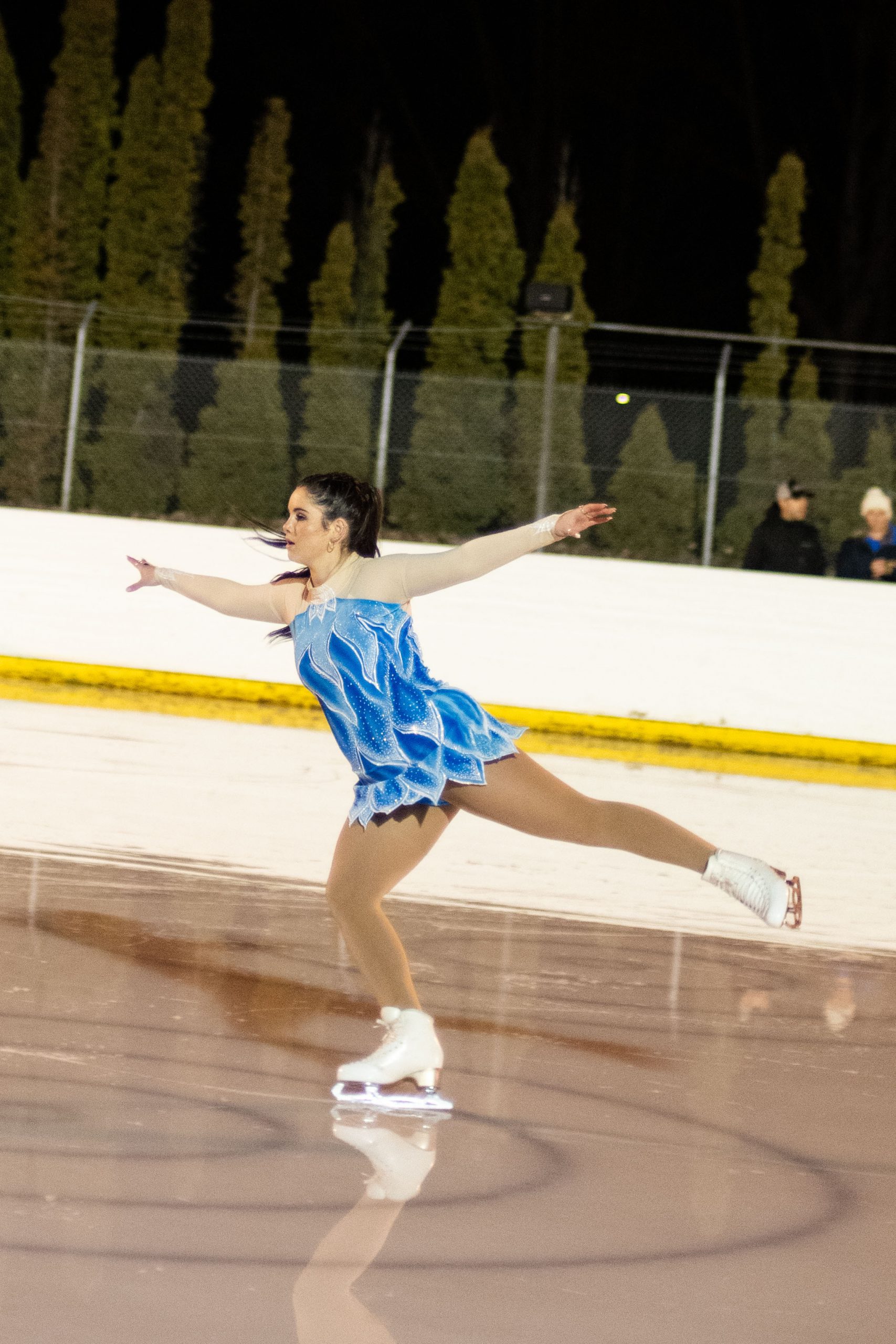 Ice show marks 30 years at town rink | The News